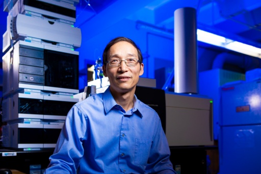UB chemist Qing Lin elected AAAS fellow - Graduate School of Education ...